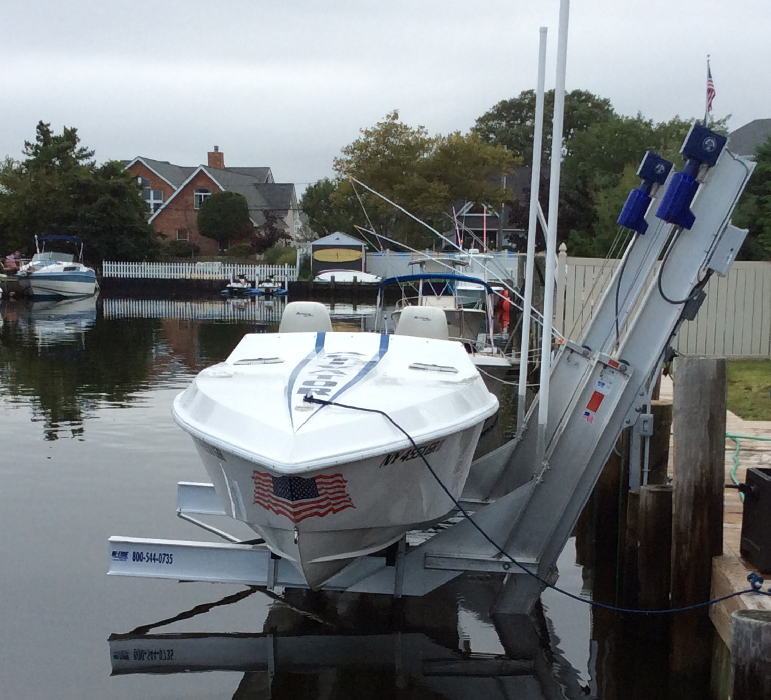 Hi-Tide Elevator Lifts – Aboatlift